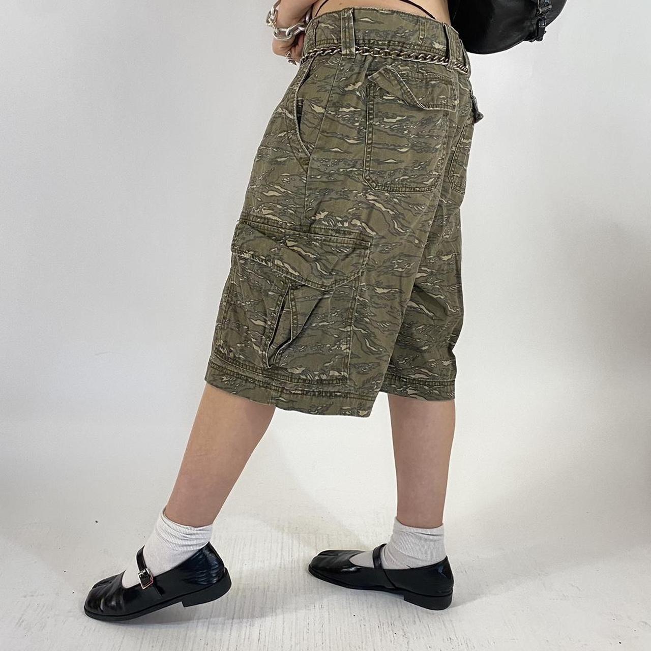 American Rag Cie Women's Green and Brown Shorts | Depop