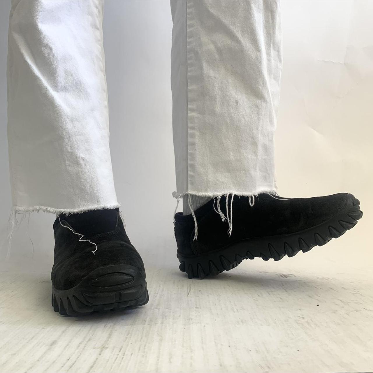 Salomon Men's Black Trainers | Depop