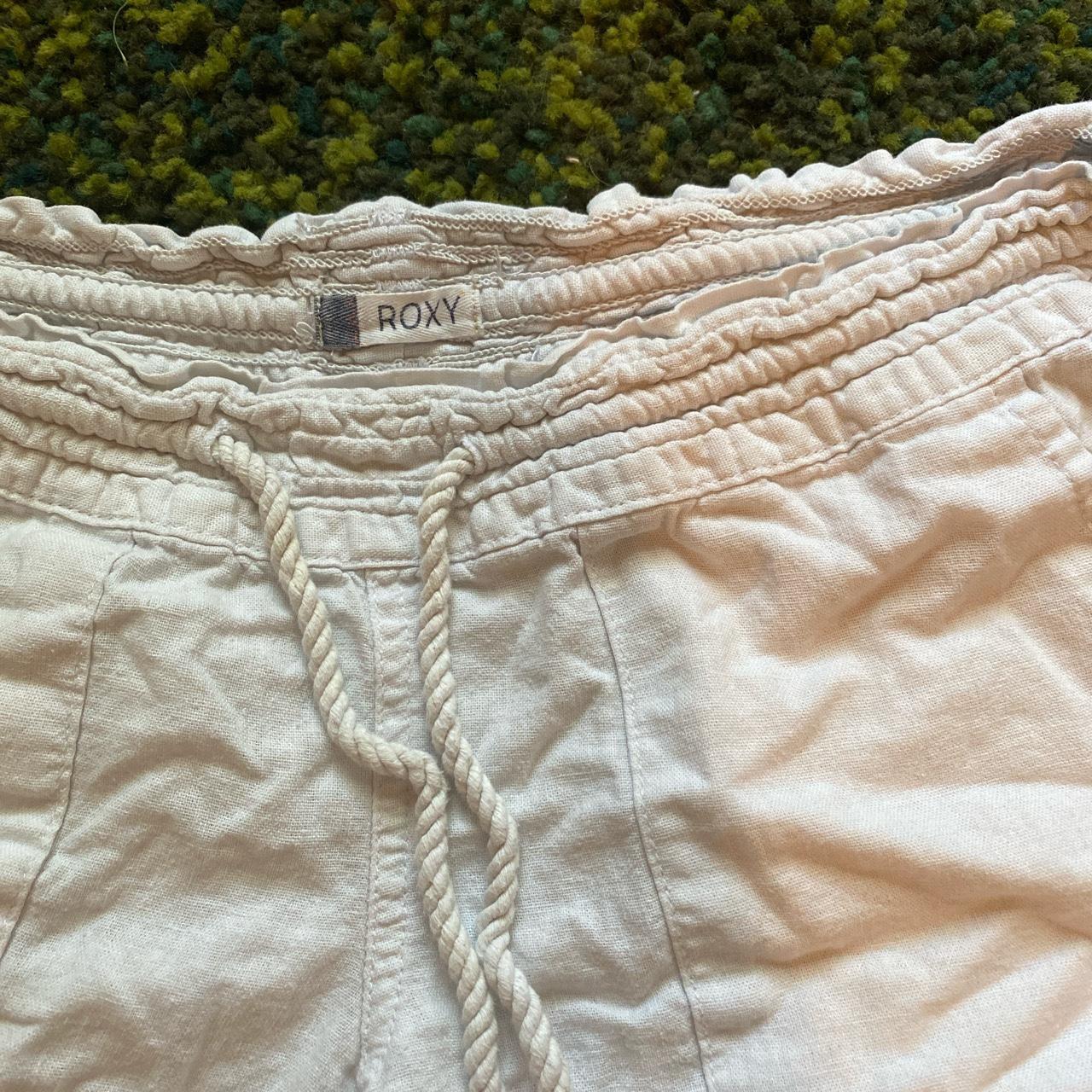 Roxy low rise linen shorts So good for beach days... - Depop