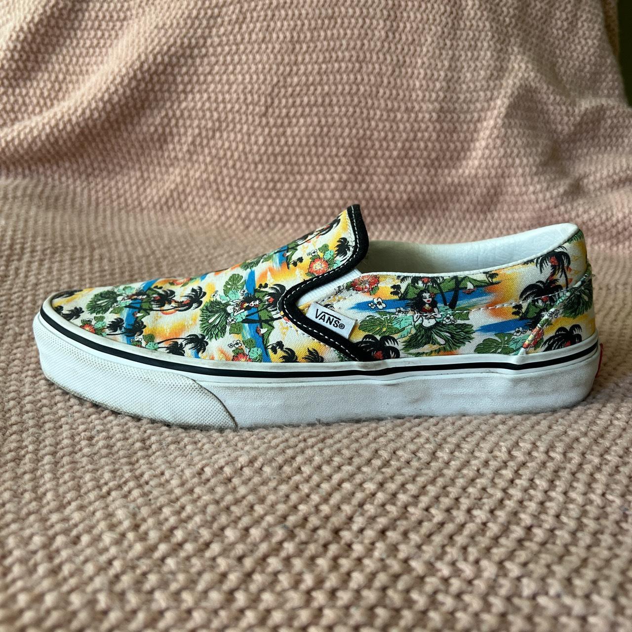 limited edition hawaiian print vans worn a few... - Depop