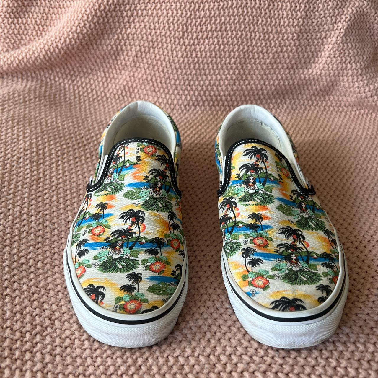 limited edition hawaiian print vans worn a few... - Depop