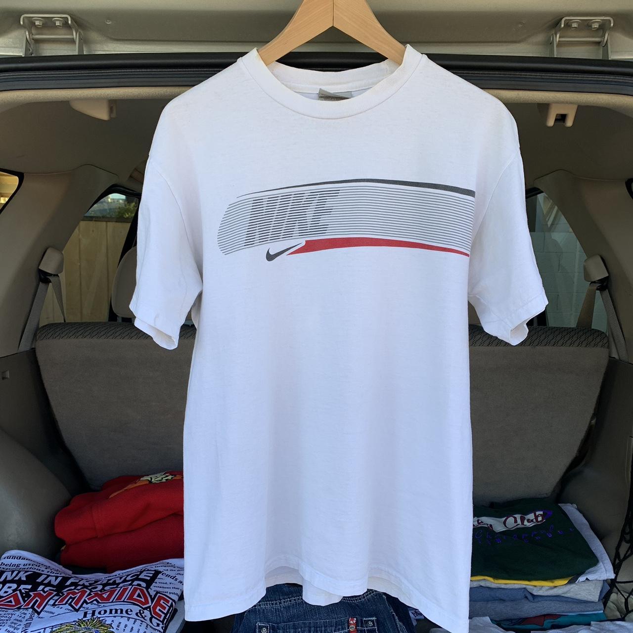 Y2K Nike shirt. Sweet print. Size-L - Depop