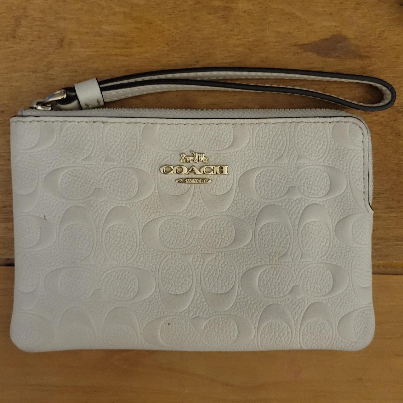 nice "coach" clutch bag in very good condition minus... - Depop