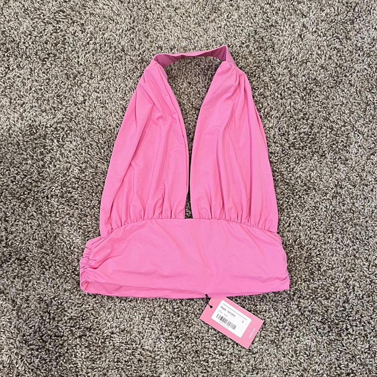 NWT Edikted pink halter crop top - Depop