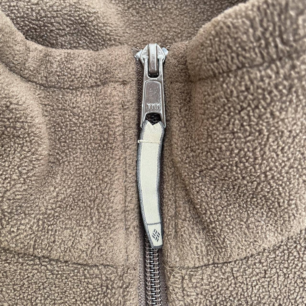 Brown Columbia Fleece Jacket size tag is ripped, but... - Depop