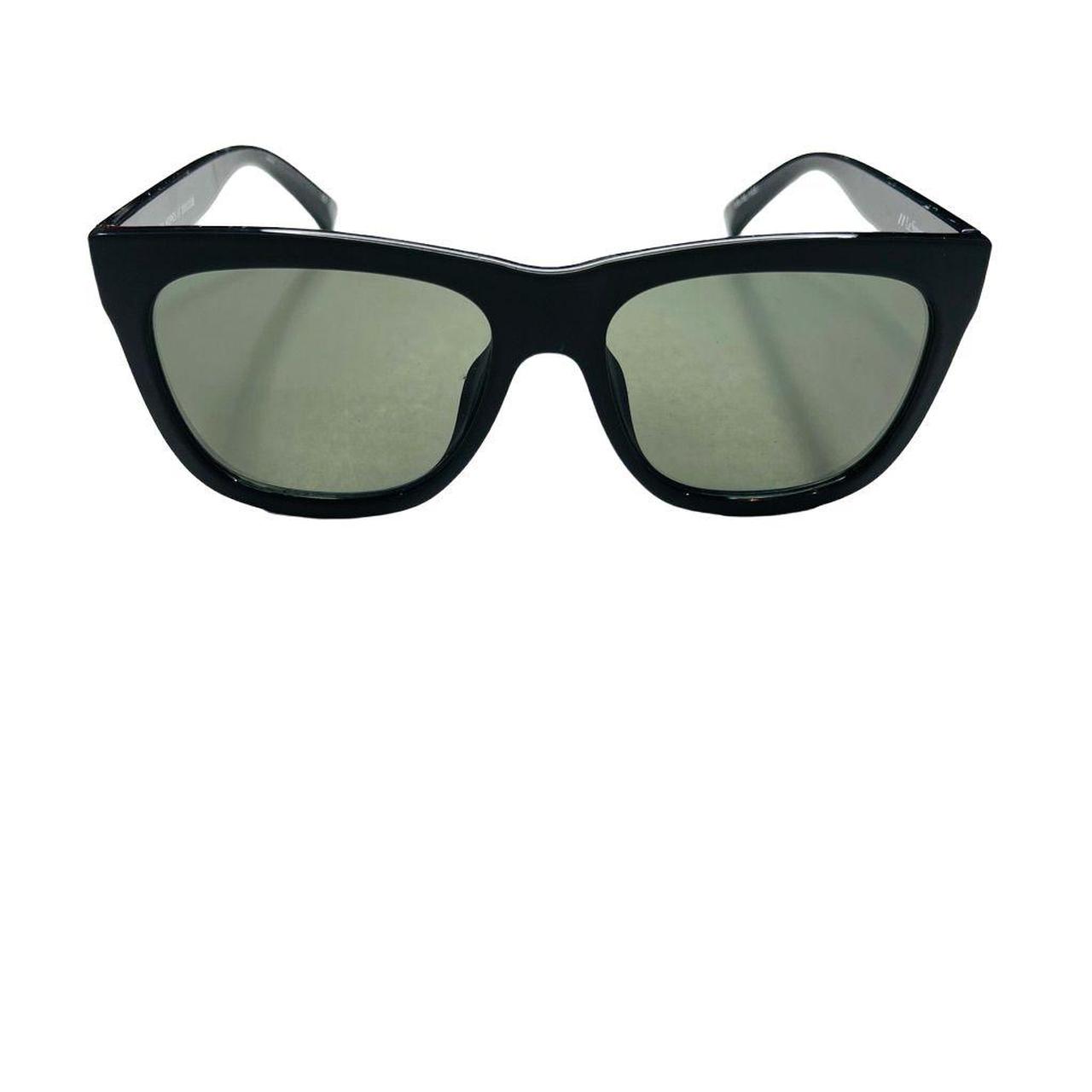 Le Specs Women's Black Sunglasses | Depop