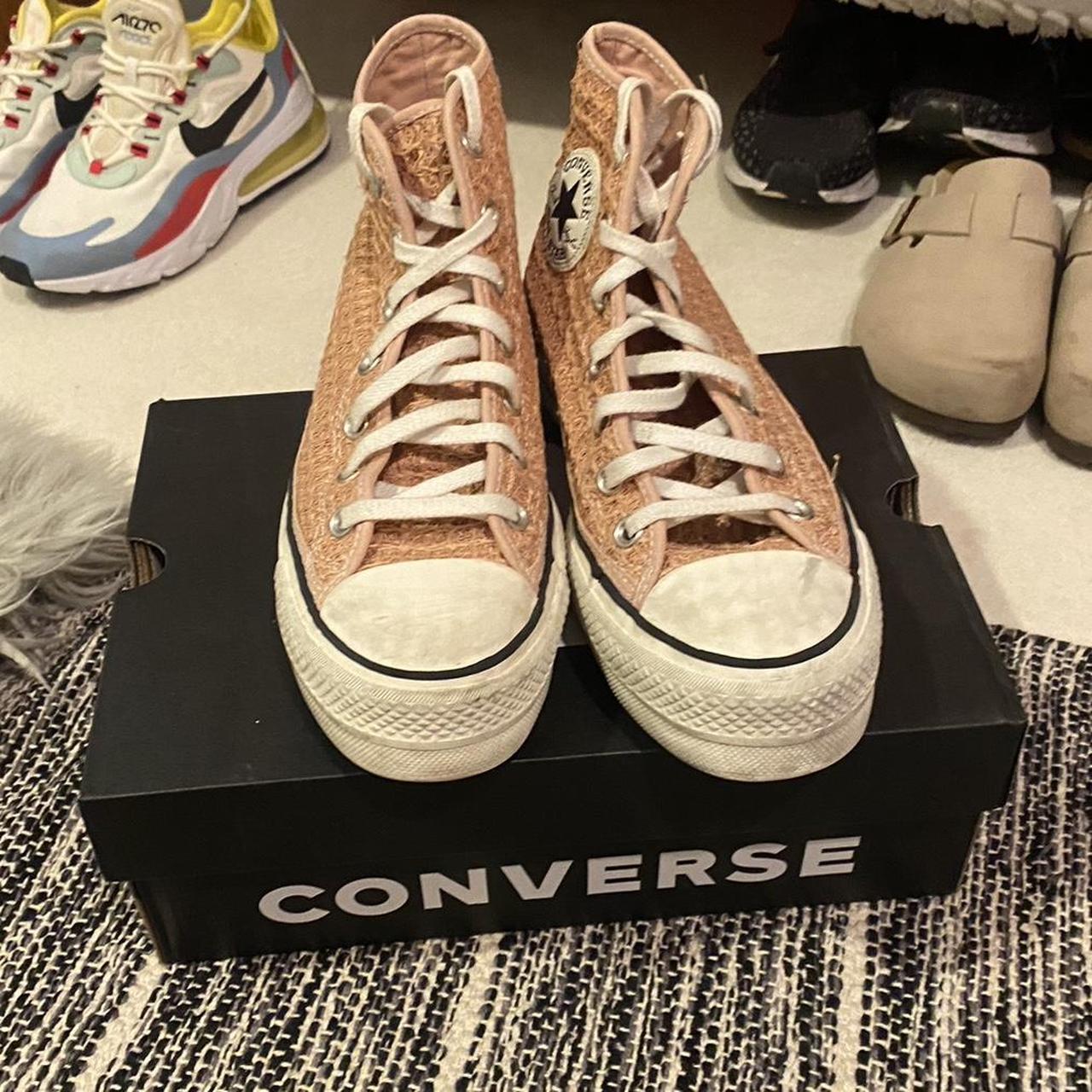 Converse Women's Tan and Brown Trainers | Depop