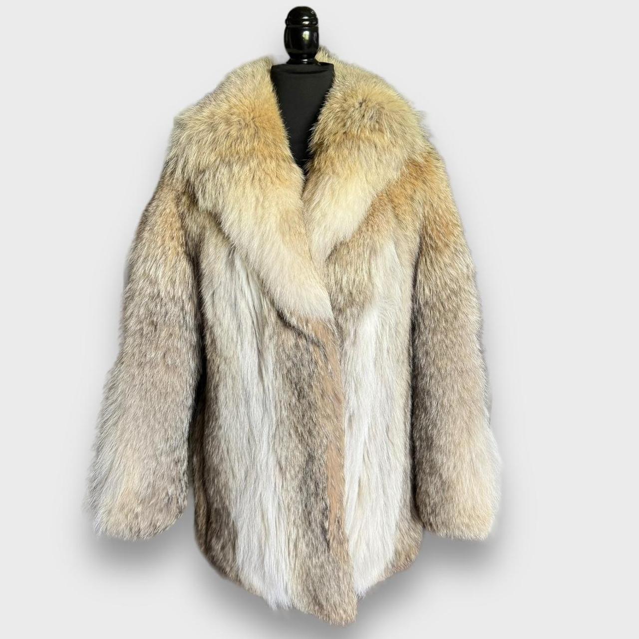 12-14 L Coyote Fur Coat Jacket Canadian Made EUC... - Depop