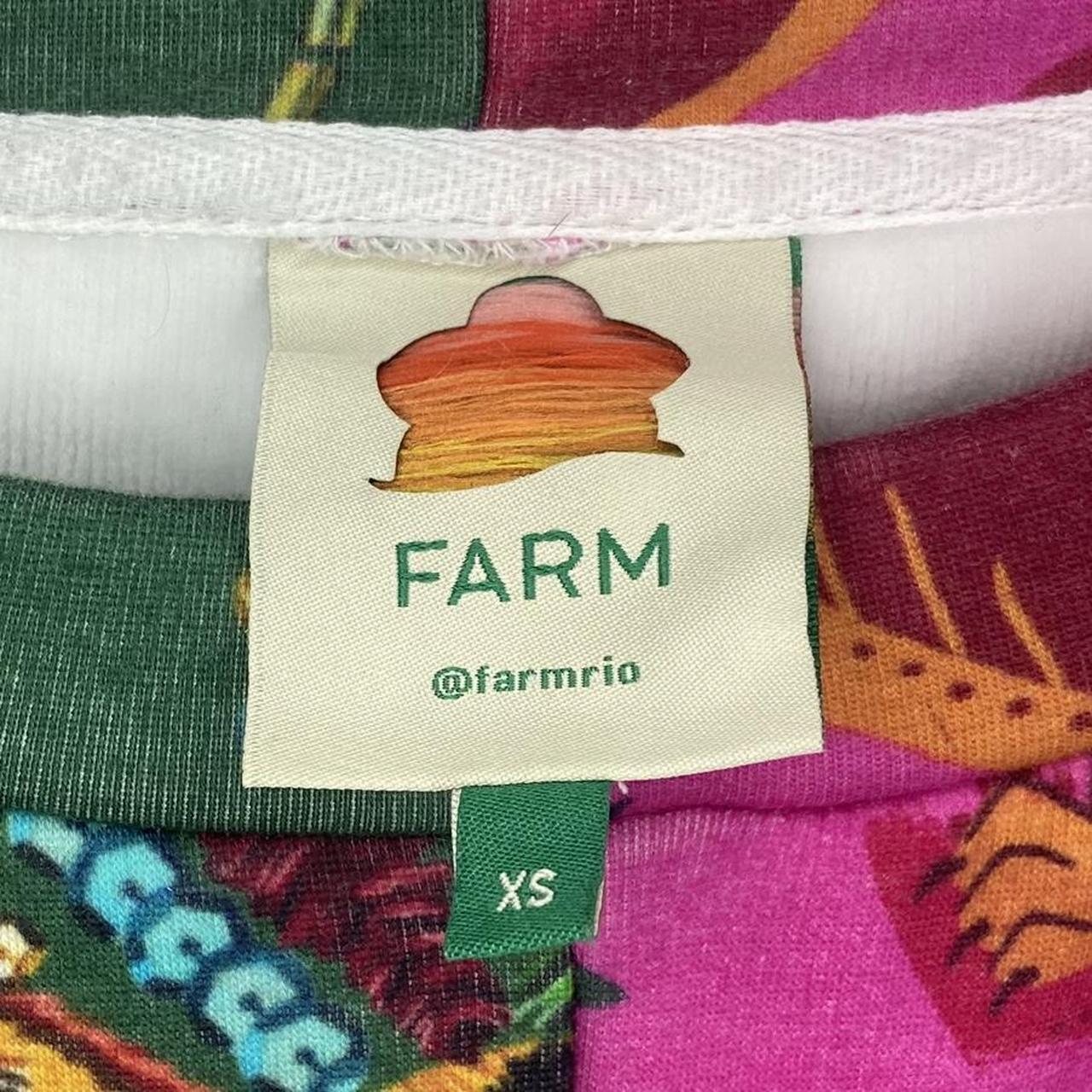 Farm Rio Women's Green and Pink Sweatshirt | Depop