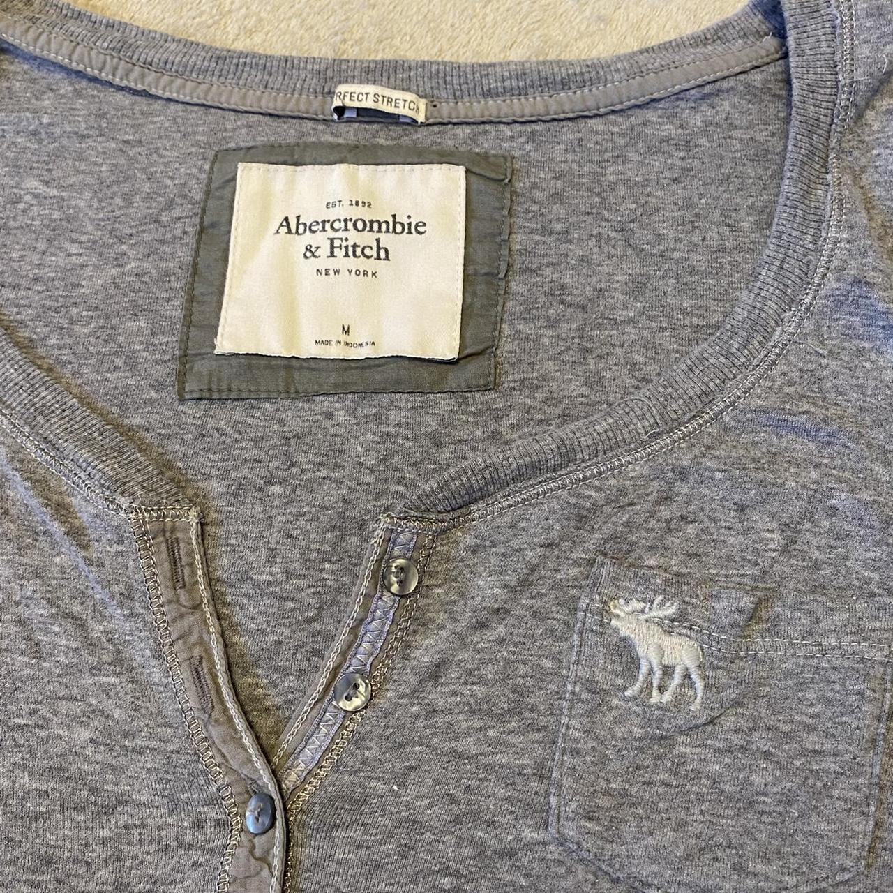Vintage y2k Abercrombie & Fitch grey 3/4 sleeve... - Depop