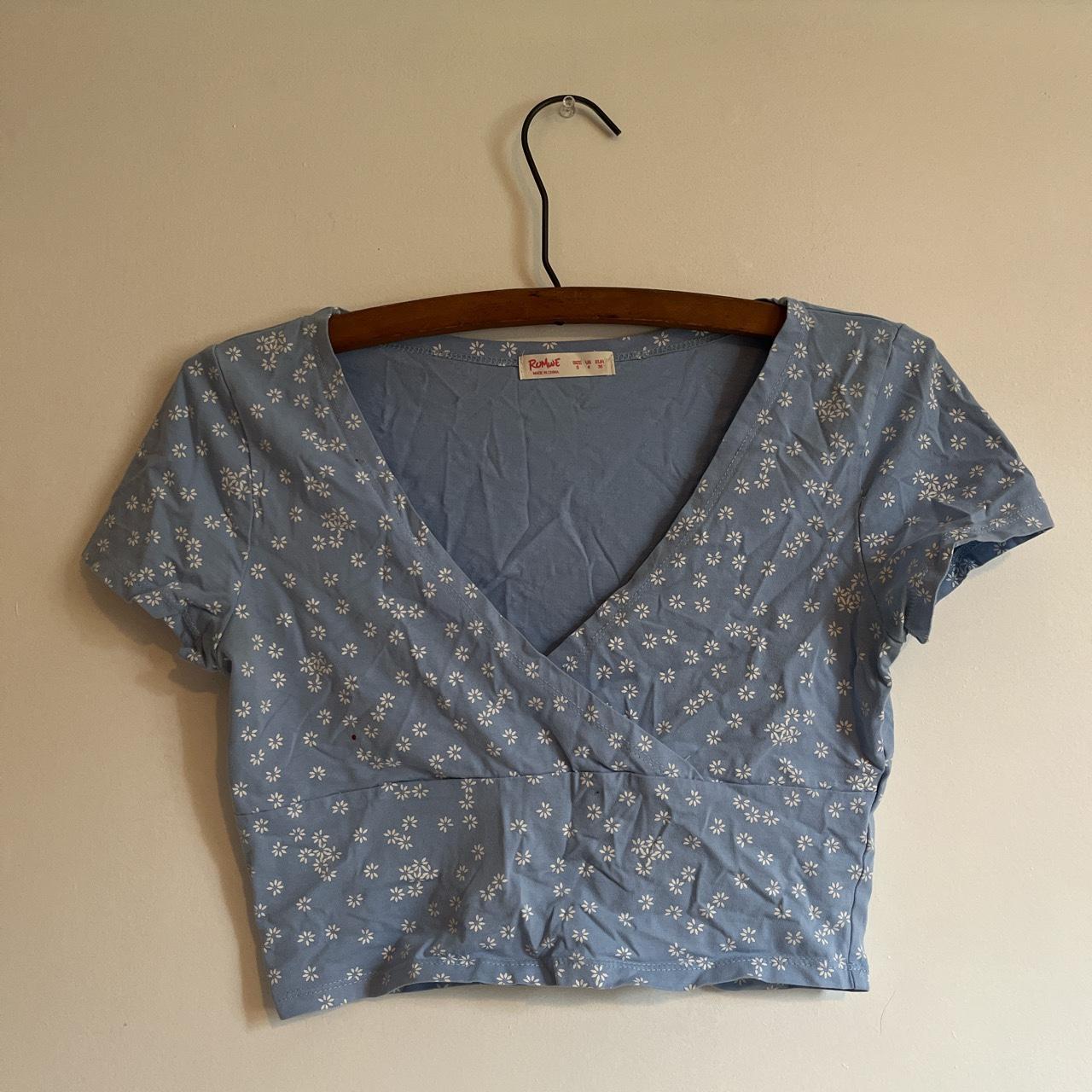 baby blue floral crossover crop top | BRANDED FOR... - Depop