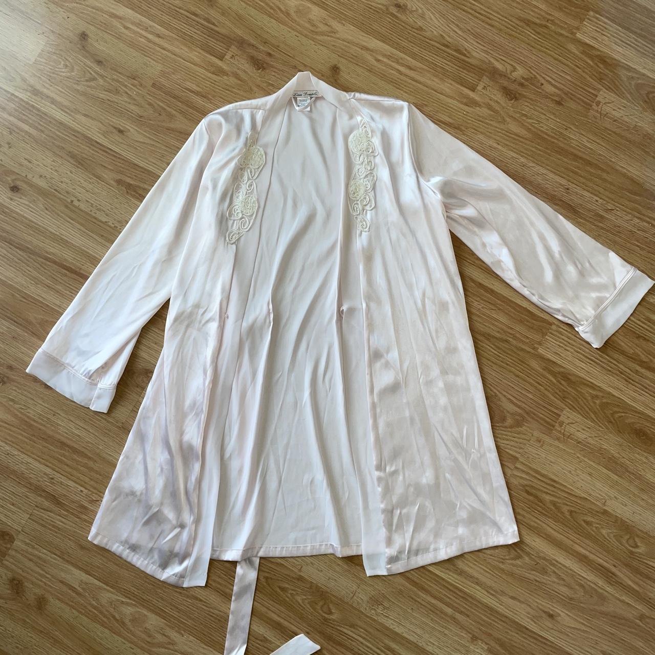 Linea Donatella Women's Pink and White Robe | Depop