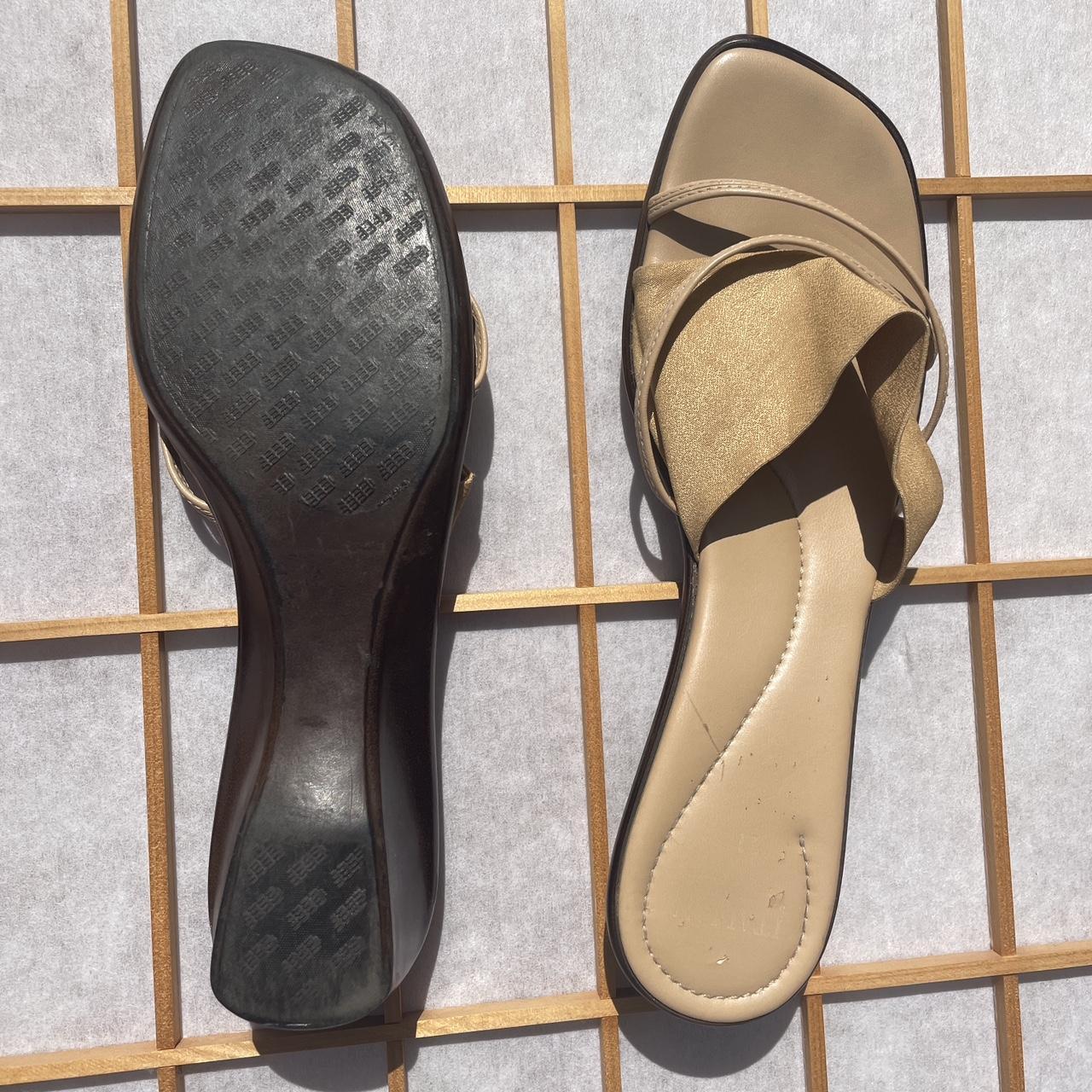 Beautiful sandy square toed sandals - Depop