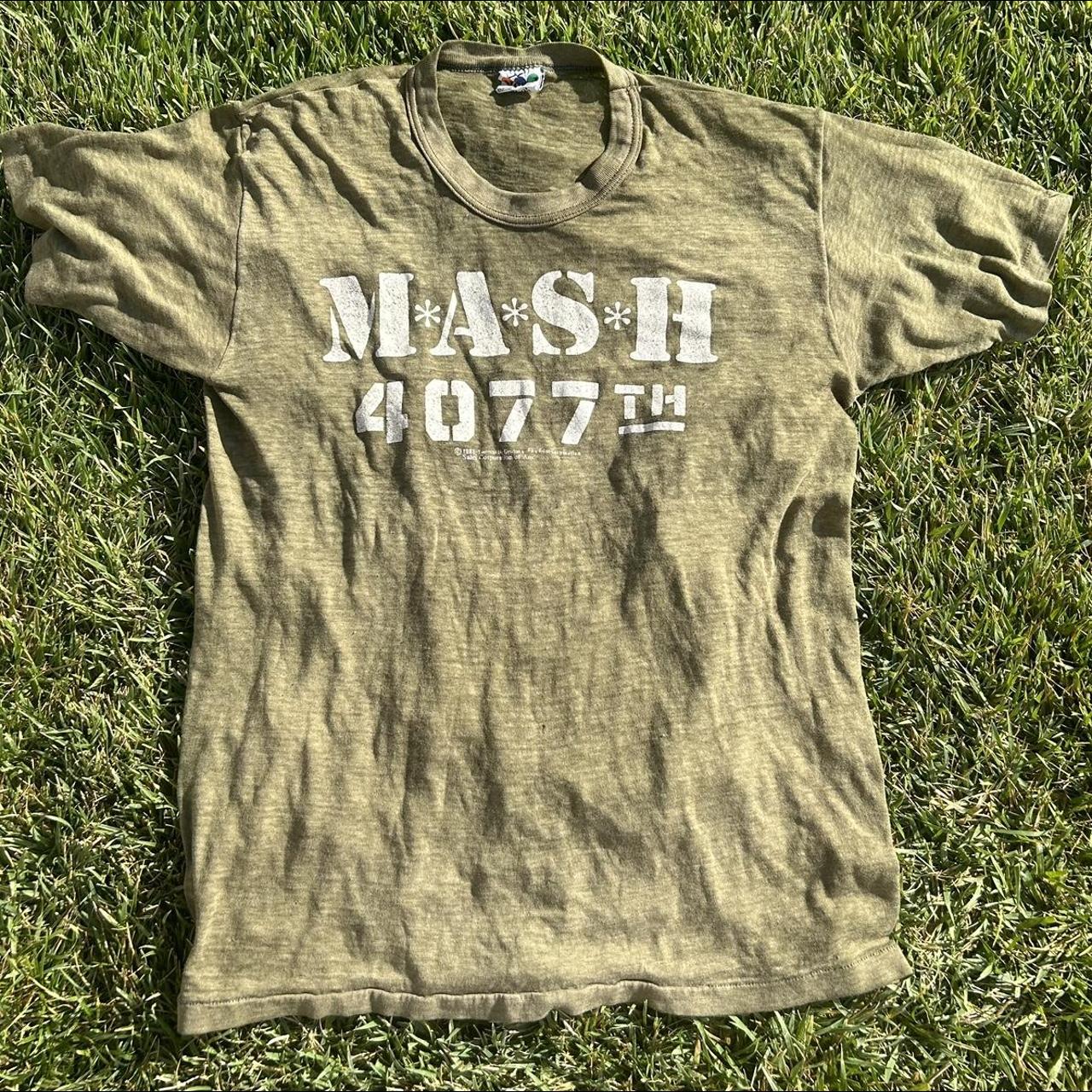 vintage 1981 single stitch MASH graphic tee size... - Depop