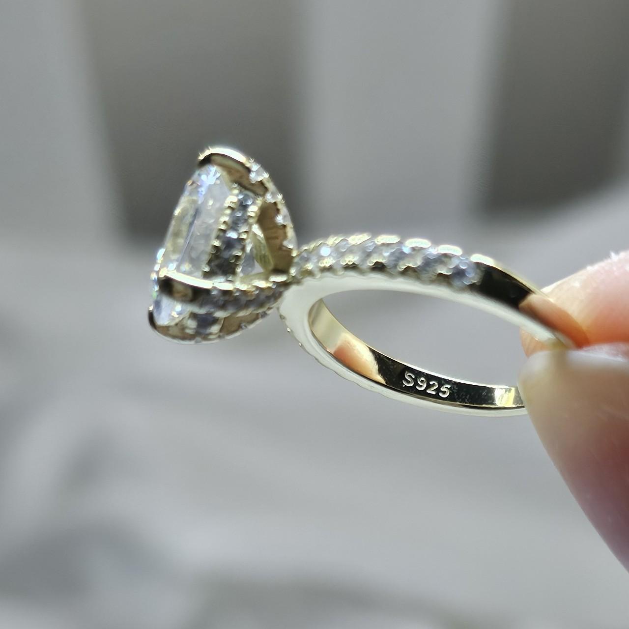 3ct 925 Sterling silver ring, oval cut cubic... - Depop