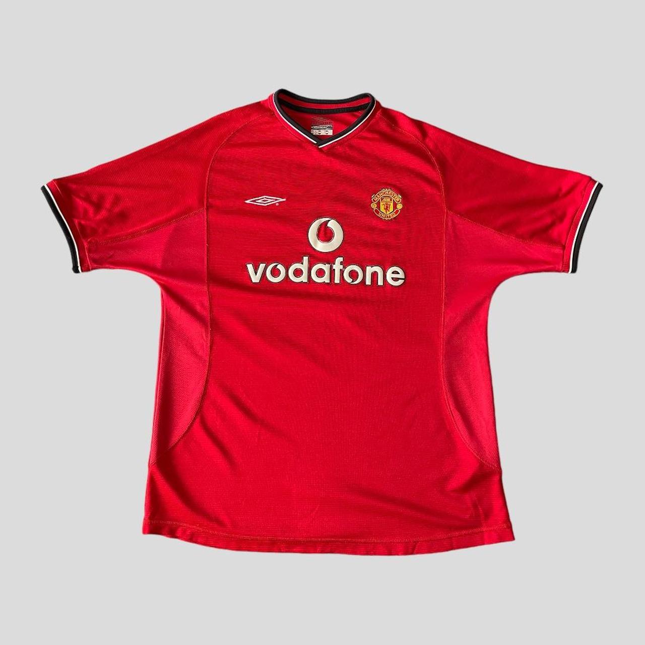 Umbro Manchester United 2000/2001/2002 Home Kit... - Depop