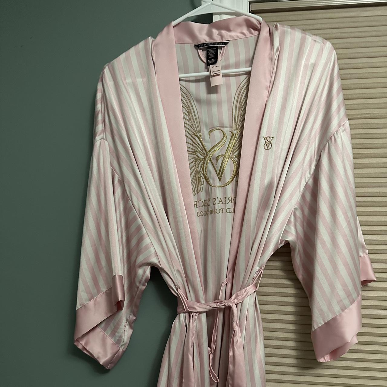 Victoria secret Angel collection robe new with tag... - Depop