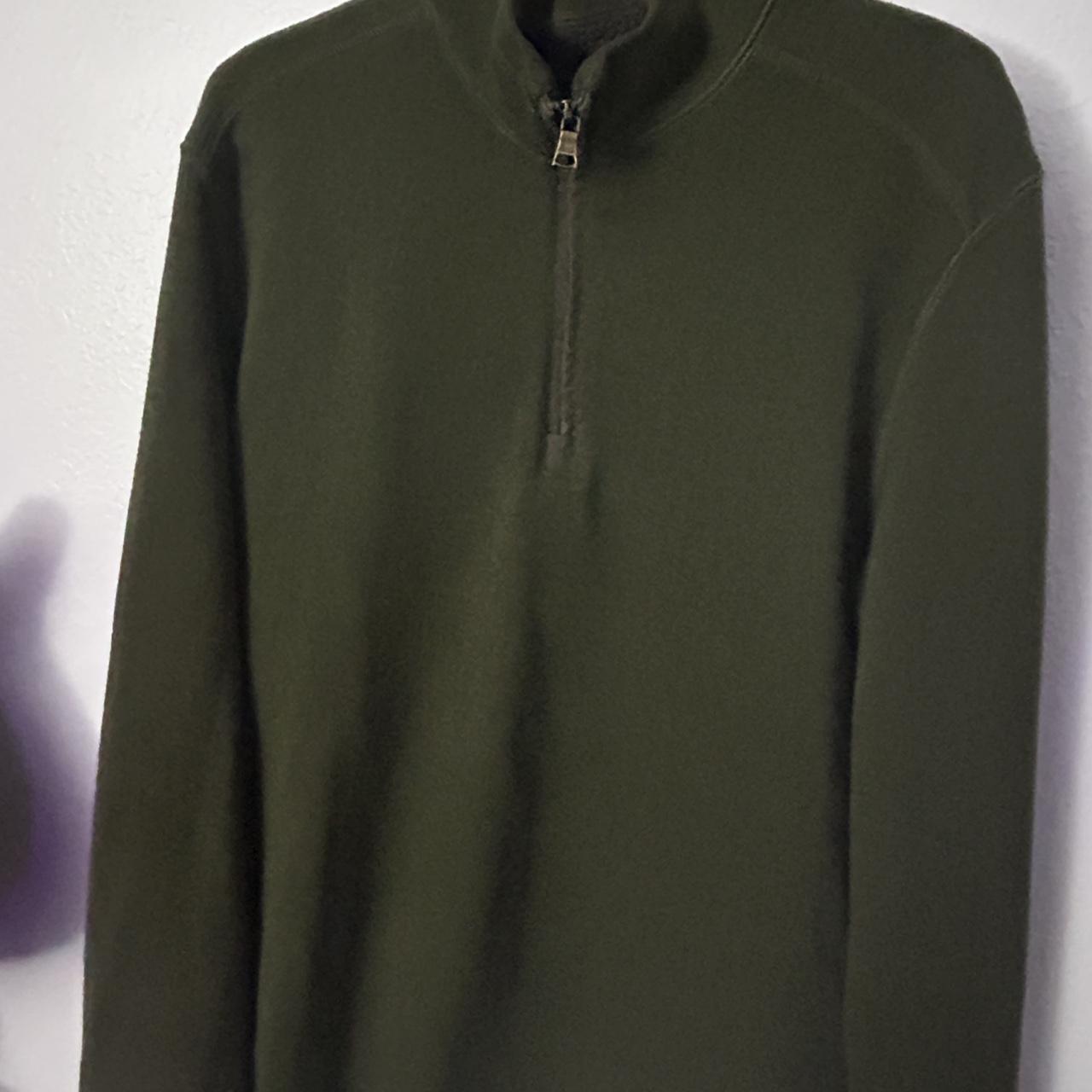 green turtle neck fleece - Depop