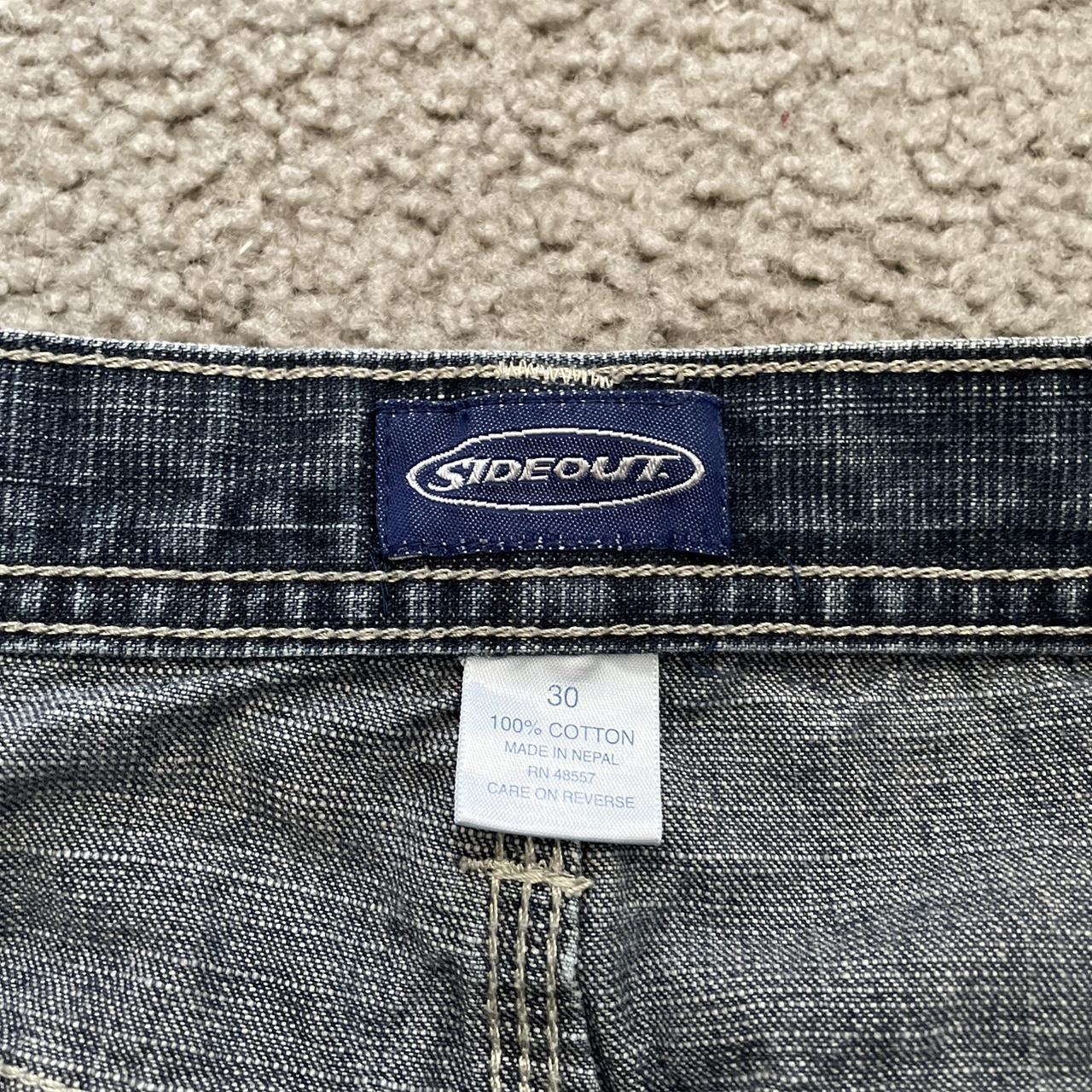 2000s sideout carpenter jorts size 29 baggy... - Depop