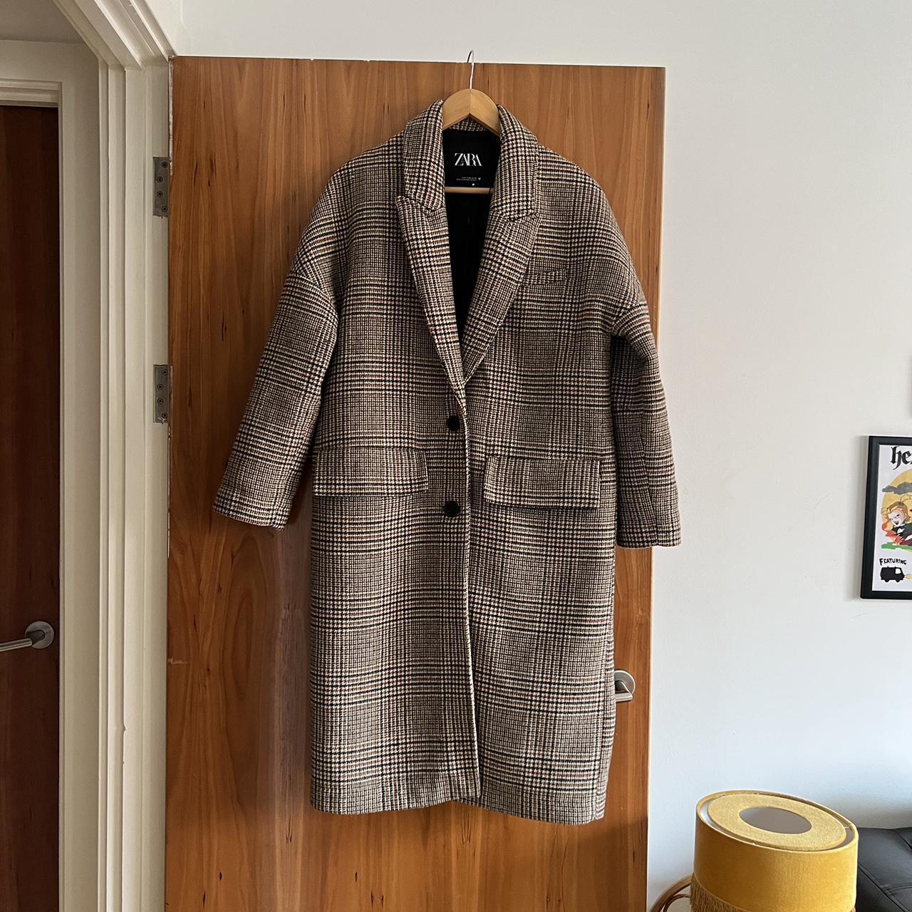 Old Zara checkered trench coat, worn a lot but still... - Depop