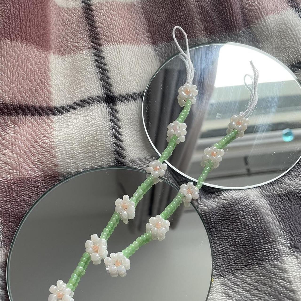 🌼Daisy Chain Phone Charm🌼 Great phone accessory... - Depop
