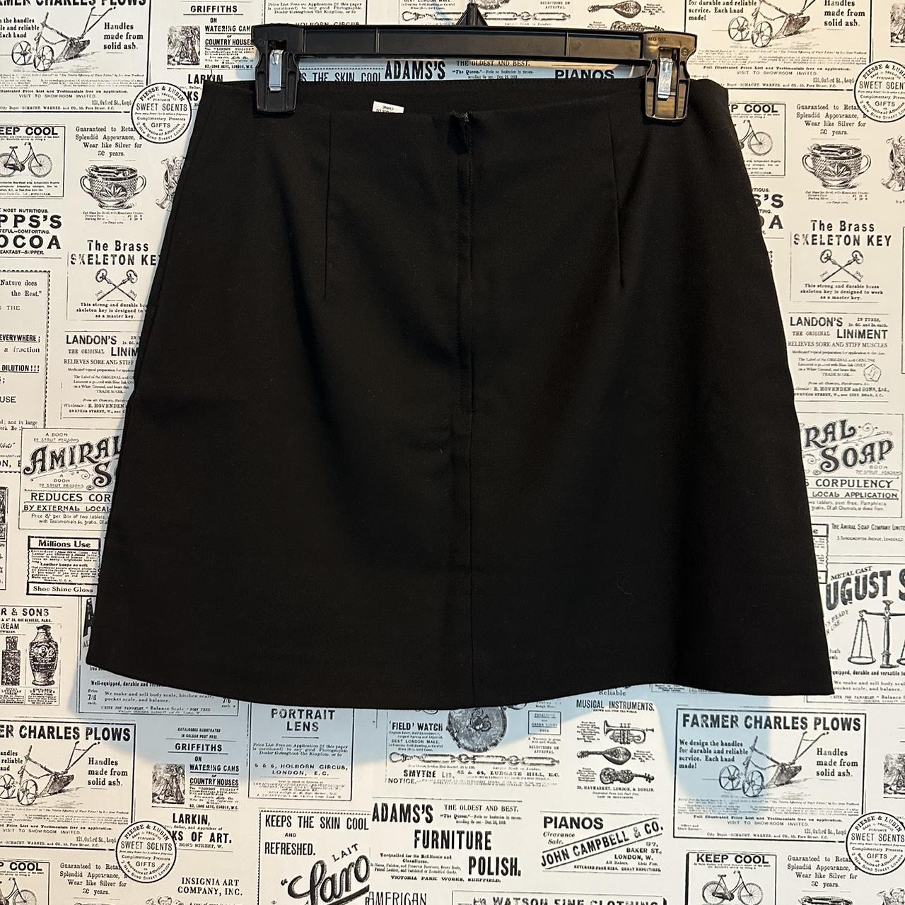 basic black mini skirt - size US 8 - high waisted... - Depop