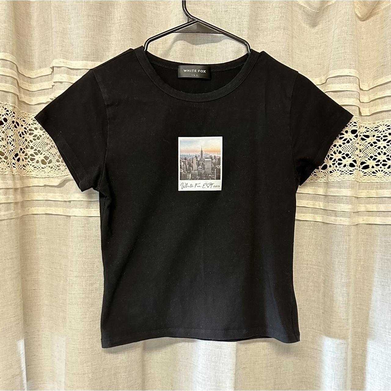 white fox sunset polaroid baby tee in black - size... - Depop