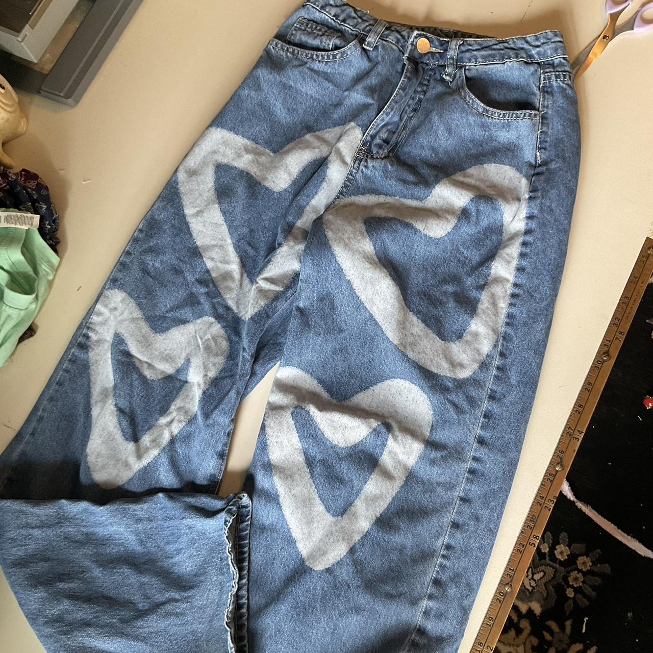 Bleached heart style jeans size XS - Depop
