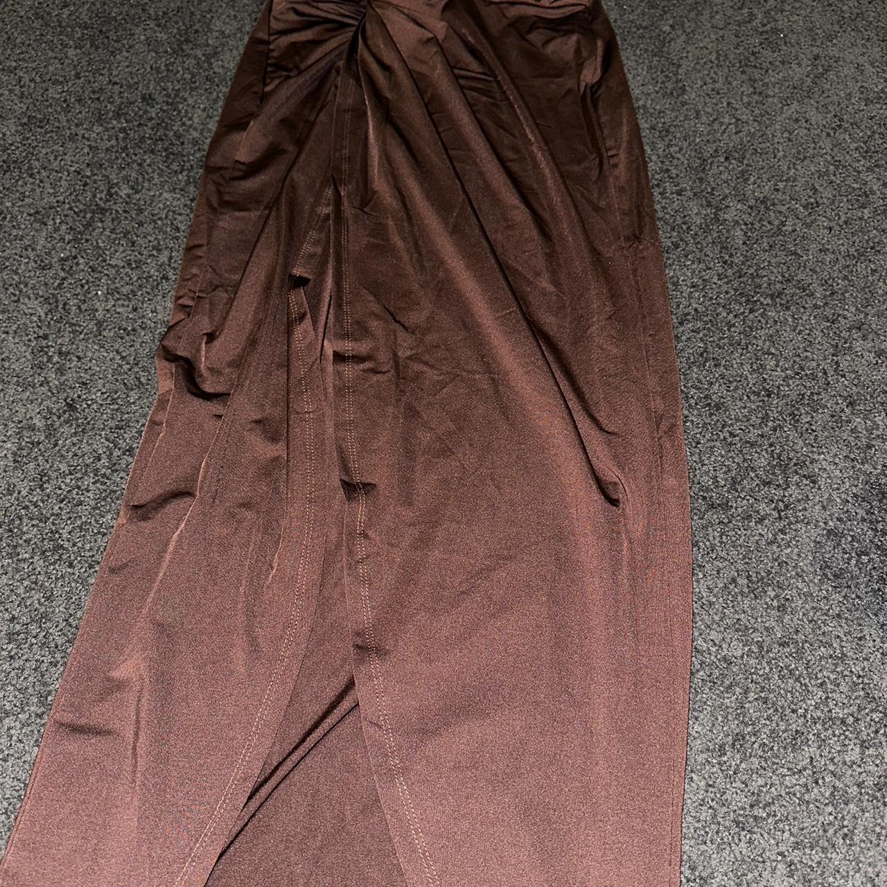 brown knot skirt with slit to top never worn - Depop
