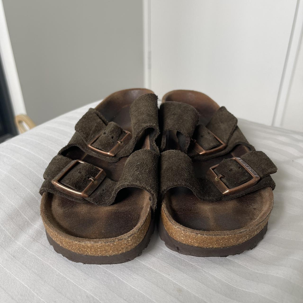 Suede Birkenstock Arizona shoes 37 - Depop