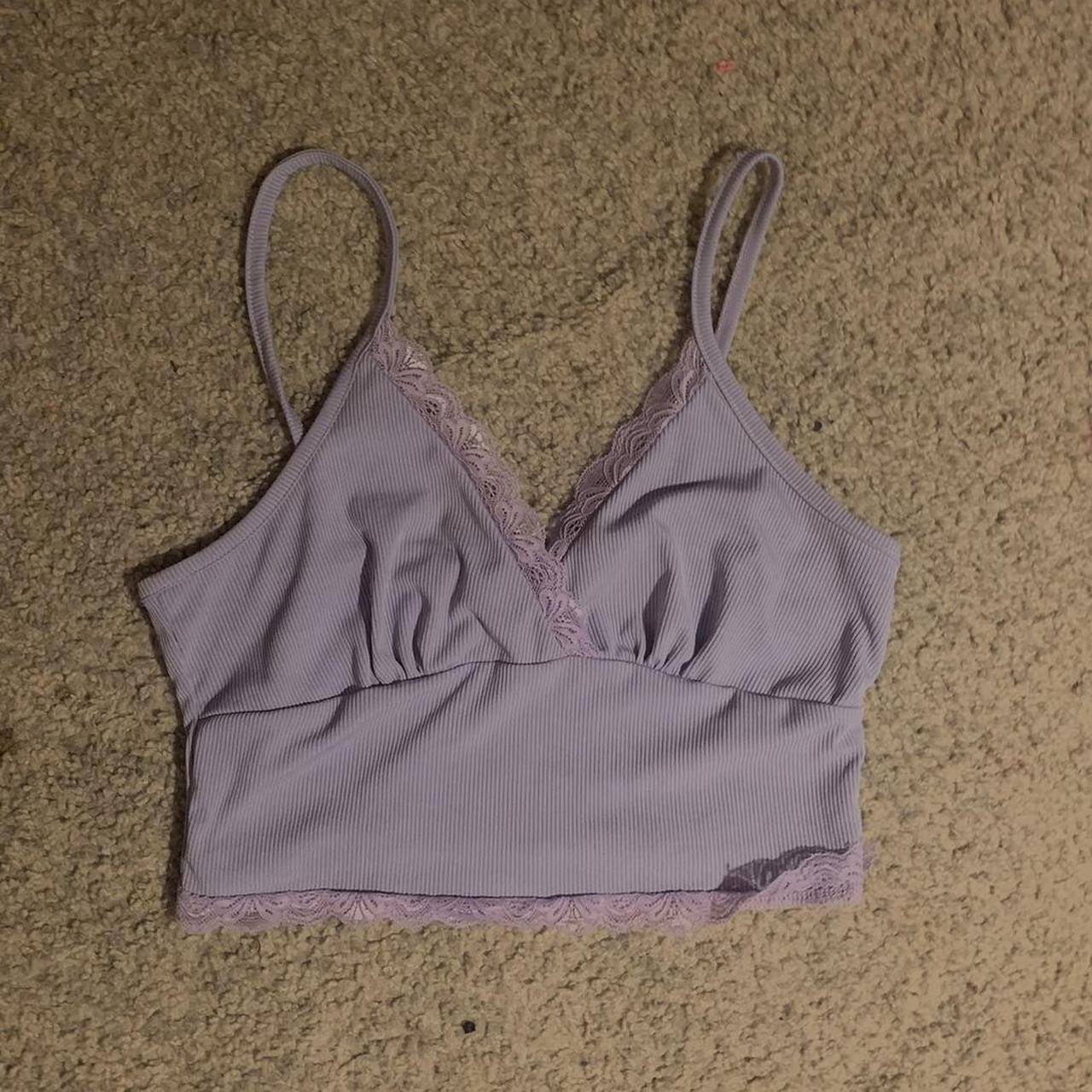 Lilac purple lace tank top! Super cute but too big... - Depop