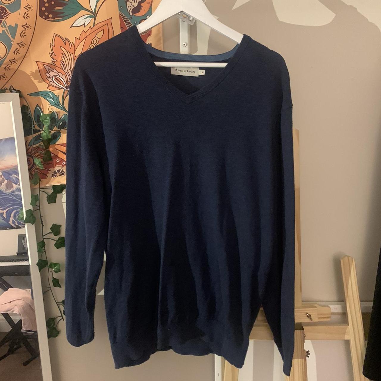 v-neck navy blue jumper :) - Depop