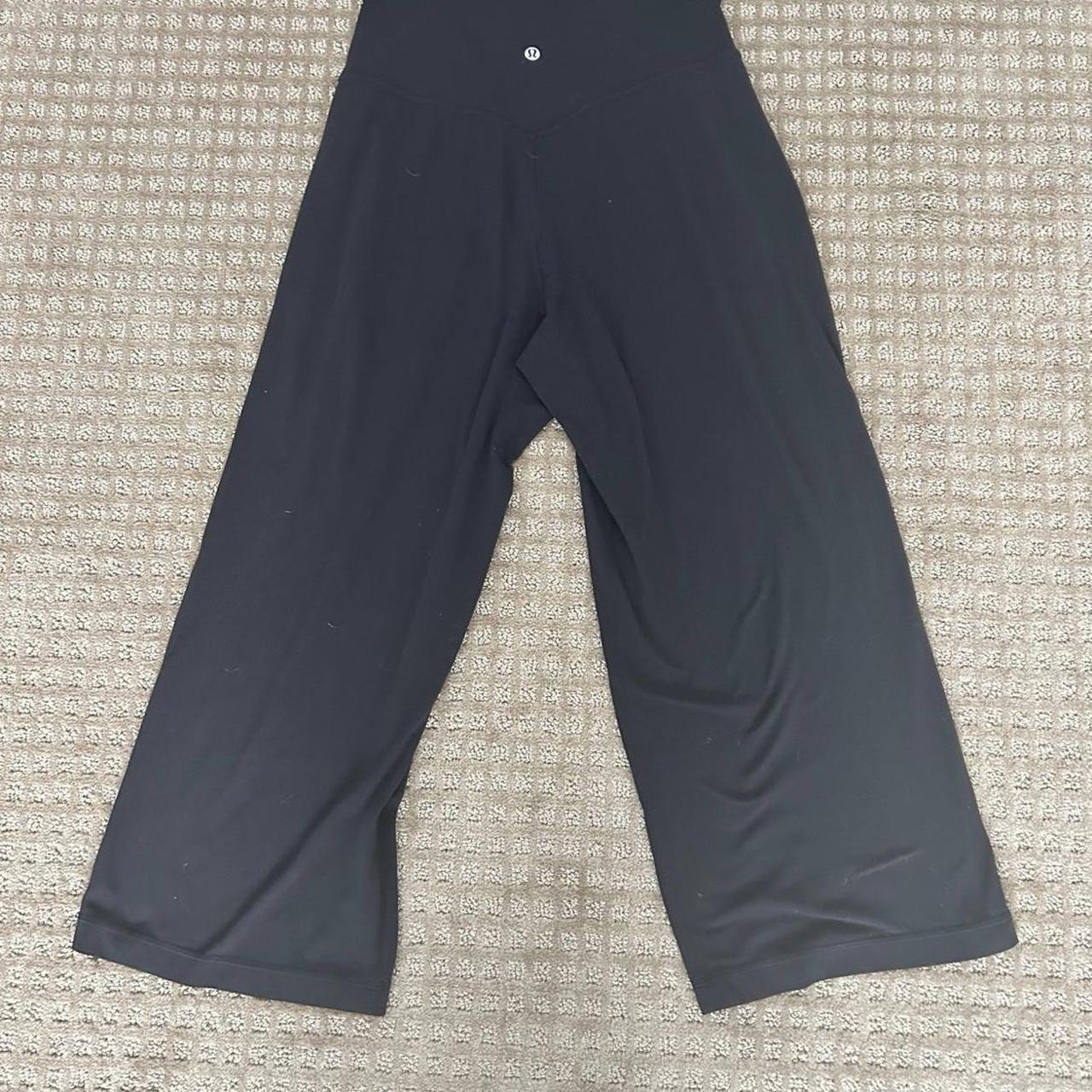cropped lululemon wide leg align leggings please... - Depop