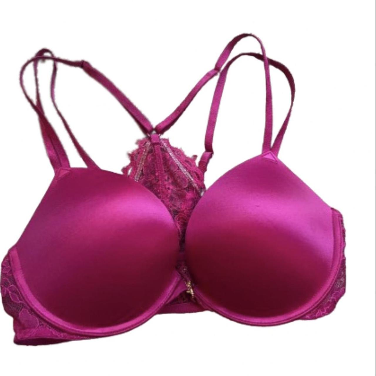 Women's Pink Bra | Depop