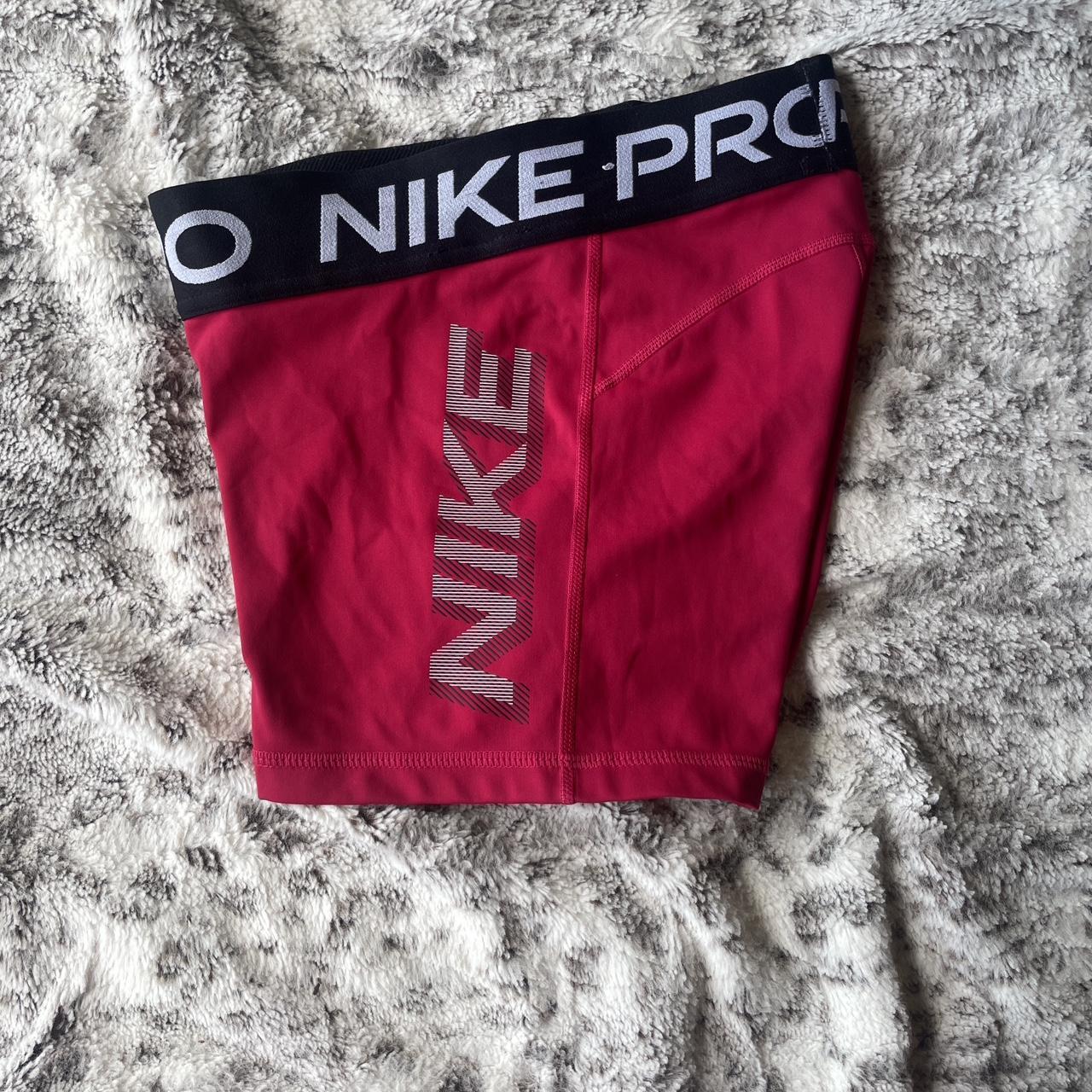 xs red Nike pros retails for $30 #nike #sporty #cute - Depop
