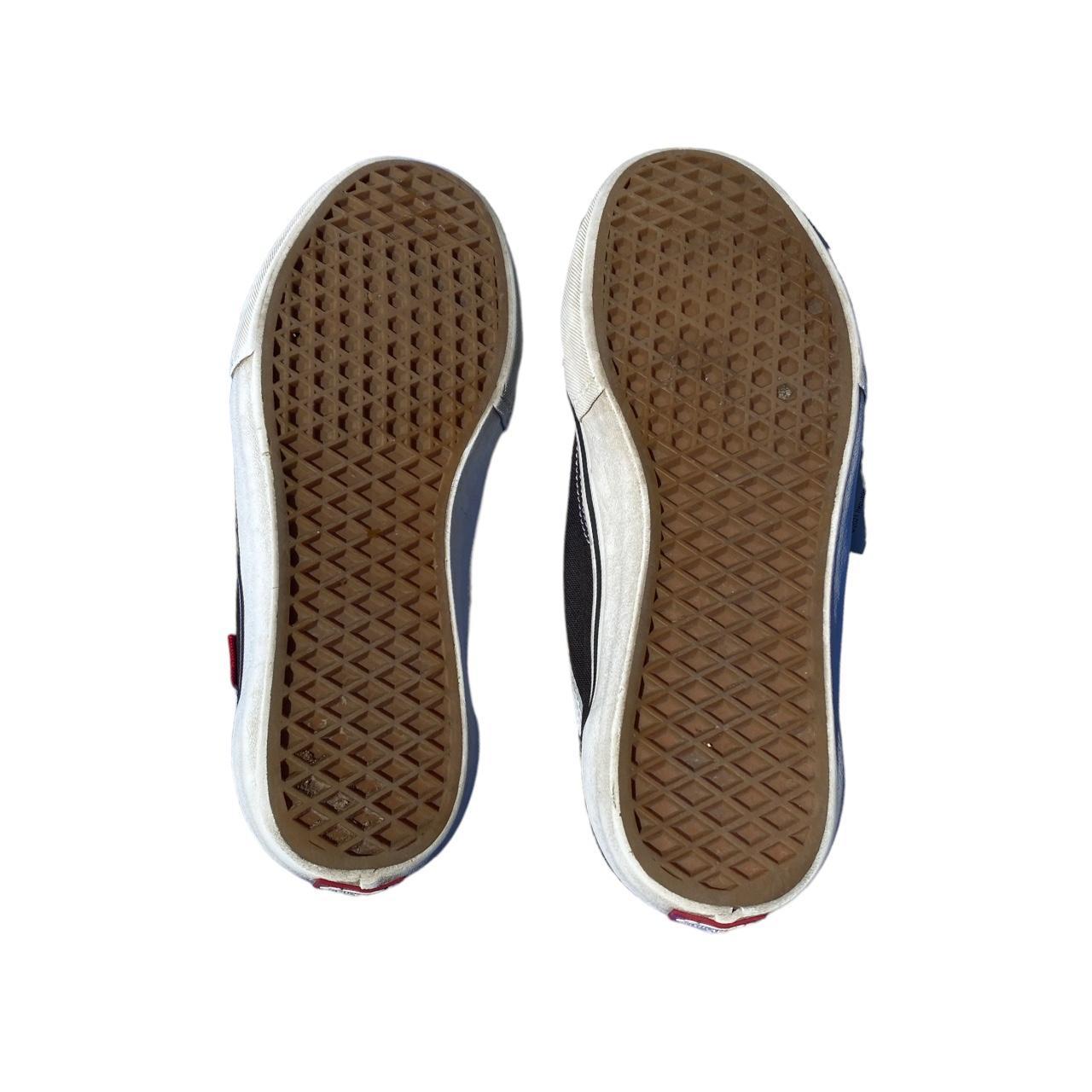 Vans Men's Black and White Trainers | Depop