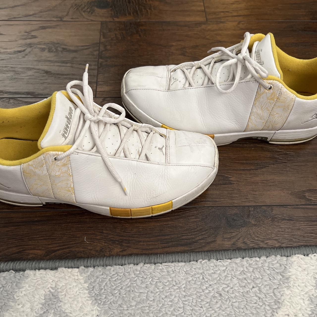 Air Jordan Team Elite 2 Yellow Size 11 Used a... - Depop