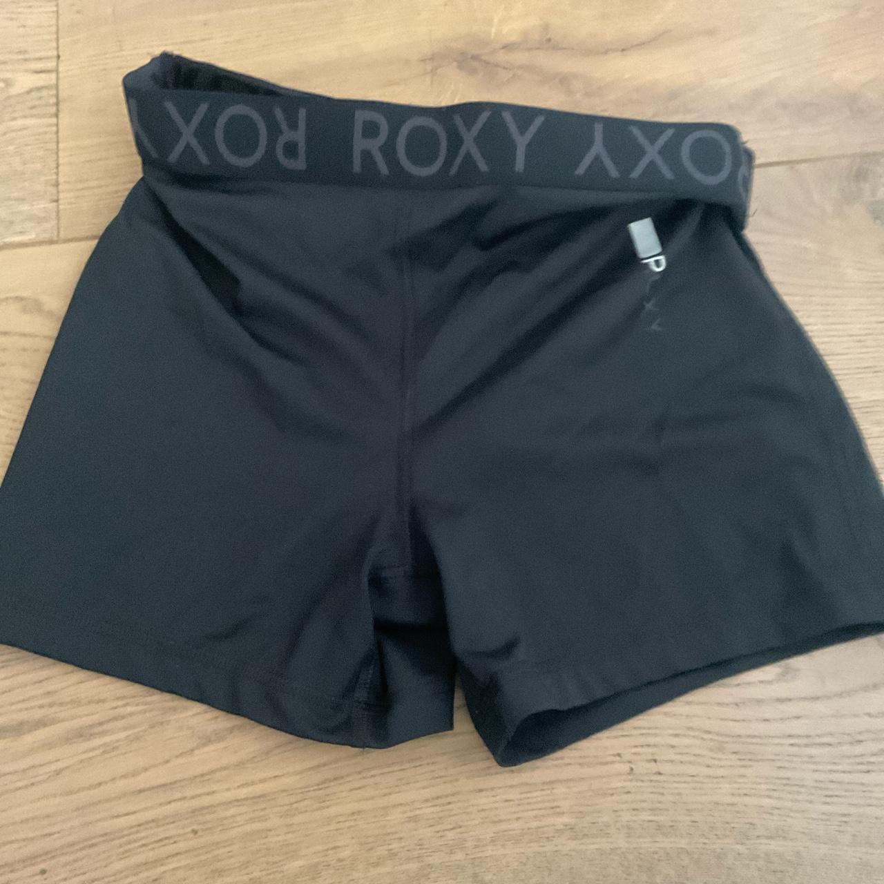 Roxy Women's Black Shorts | Depop