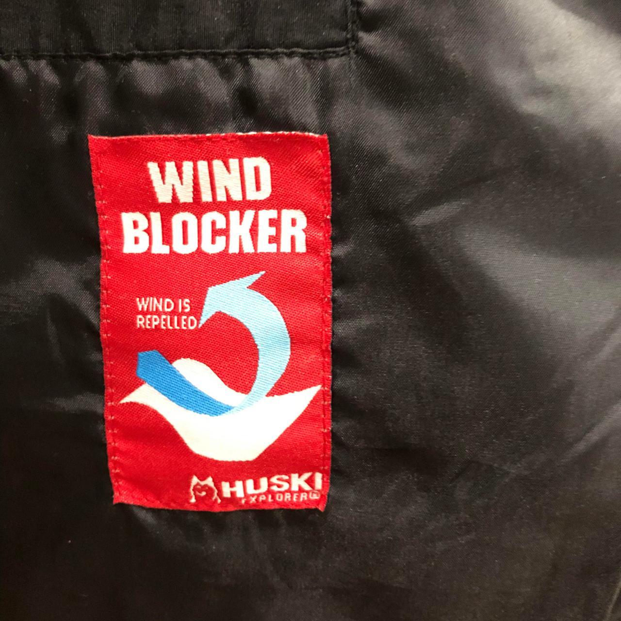 HUSKI EXPLORER JACKET SIZE L IN EX-COND HAS A HOOD... - Depop