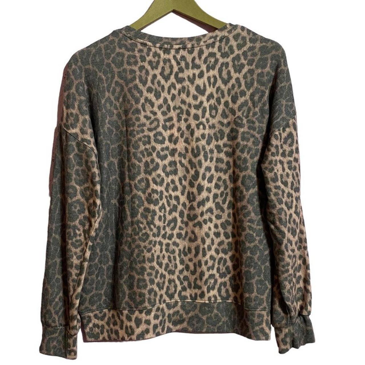 Brand: Sundry Size: 2 ( Medium) Color:... - Depop