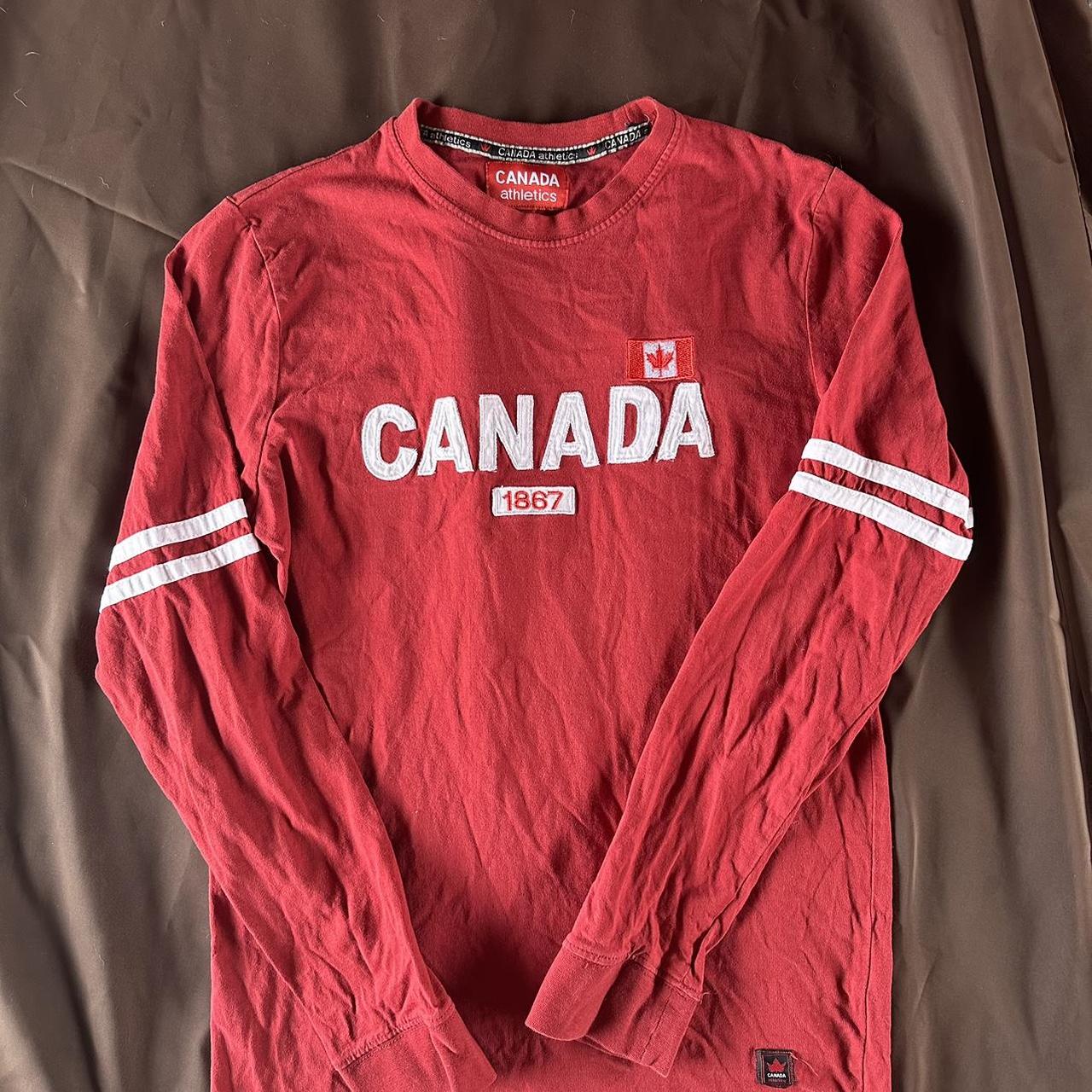 Women’s small canada long sleeve tshirt - Depop