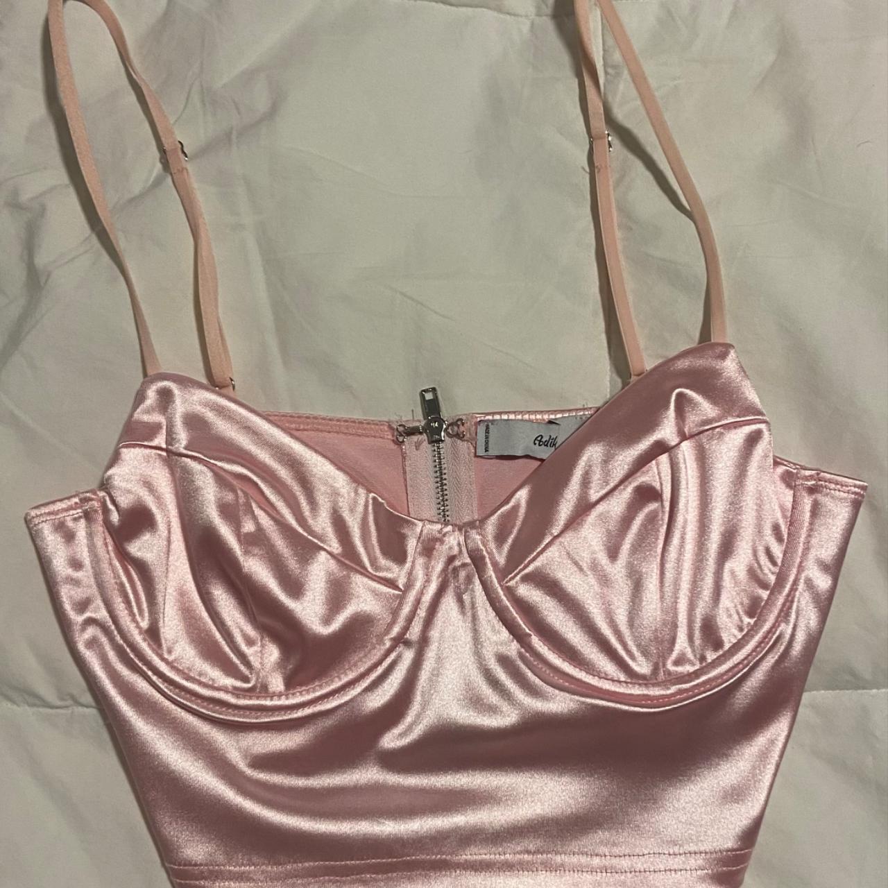 Women's Pink Crop-top | Depop