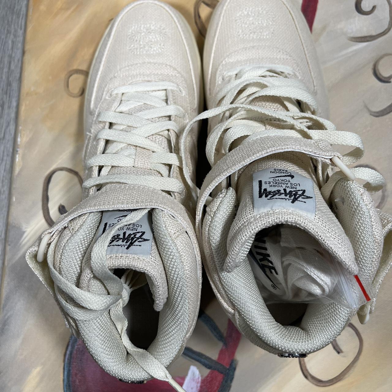 Nike Men's Cream Trainers | Depop