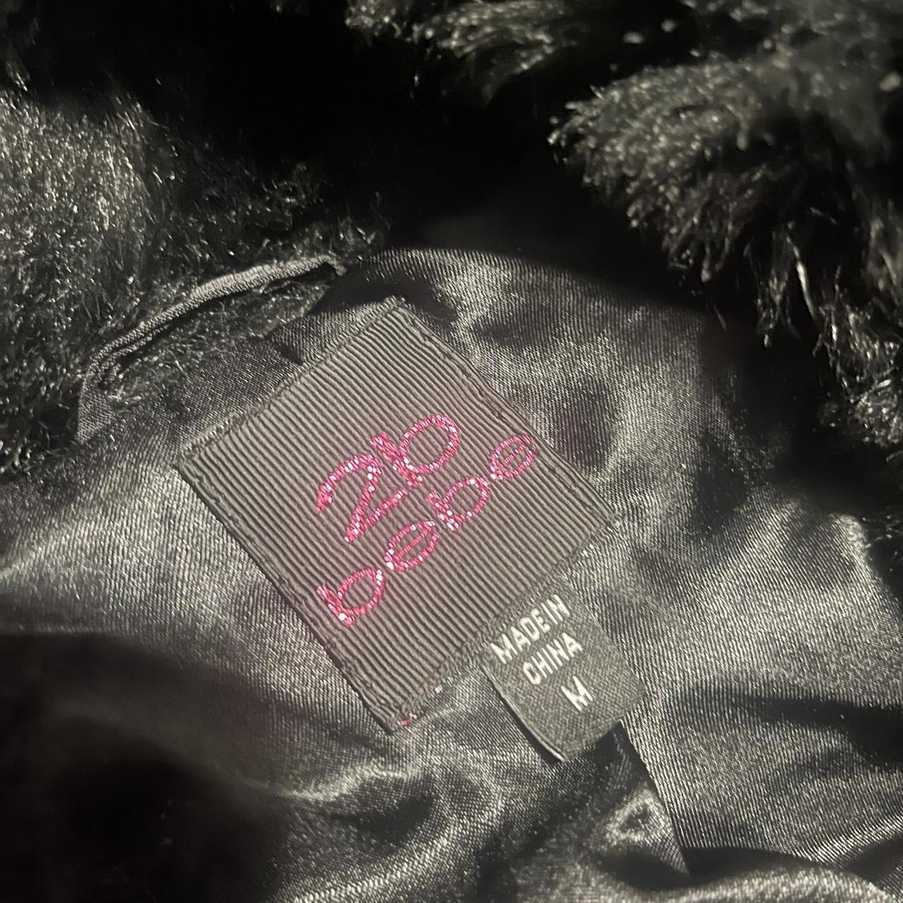 Early 2000s Y2K 2B BEBE Quilted Jacket Fur Collar... - Depop