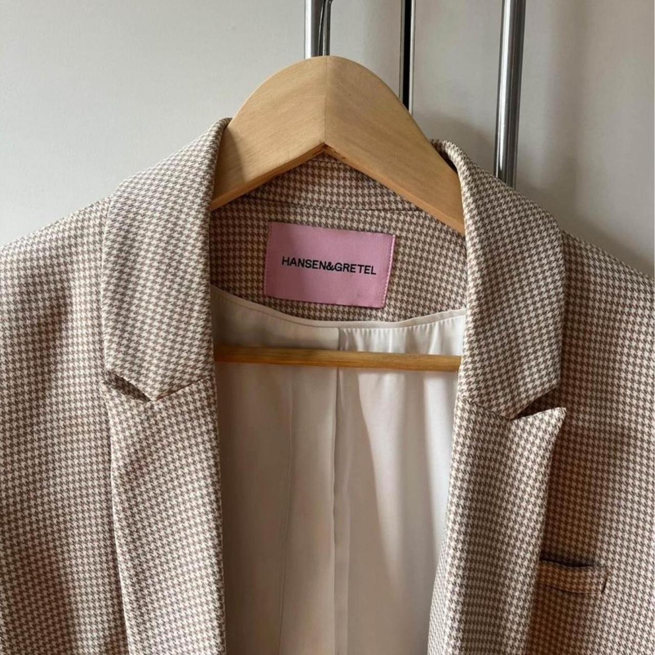 Hansen and Gretel England Blazer Size Large.... - Depop
