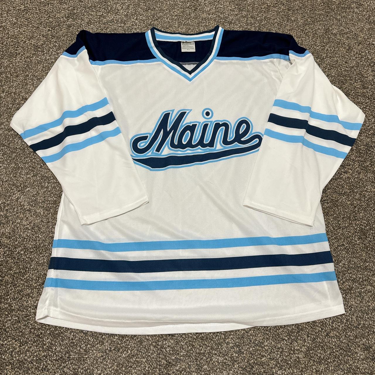 university of maine hockey jersey fits a mens... - Depop