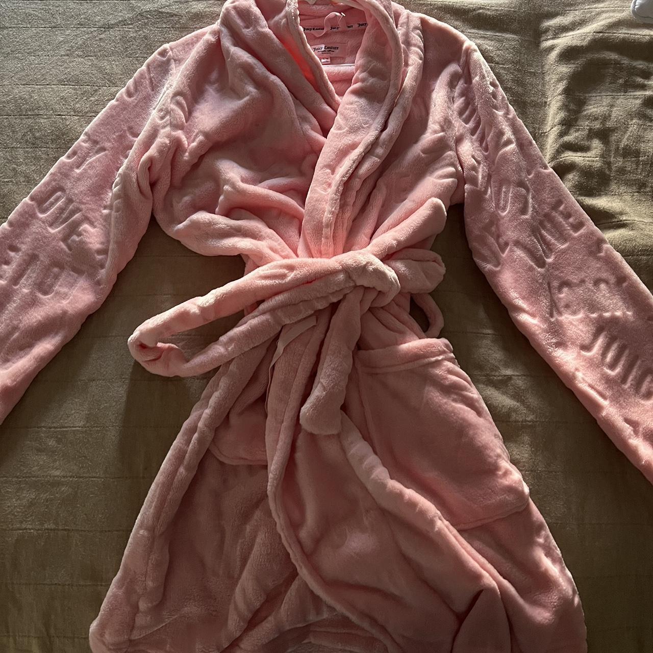 Juicy Couture Women's Pink Robe | Depop