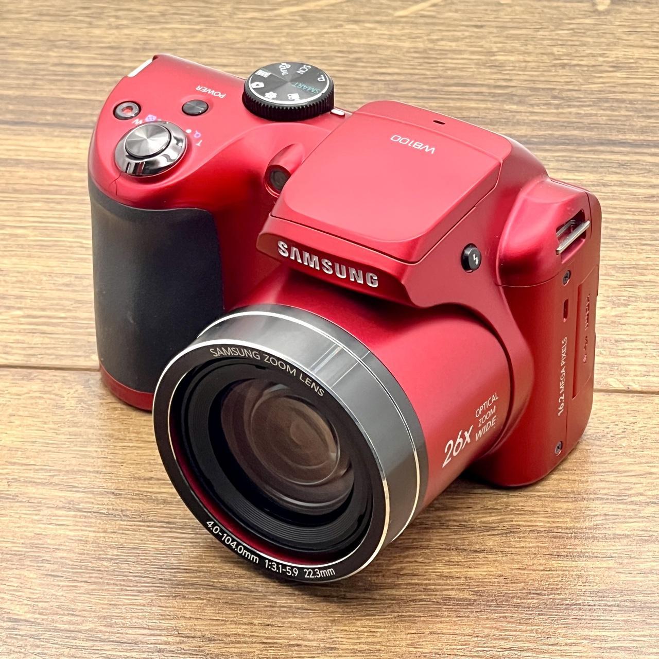 Samsung Digital Camera A fantastic camera from... - Depop