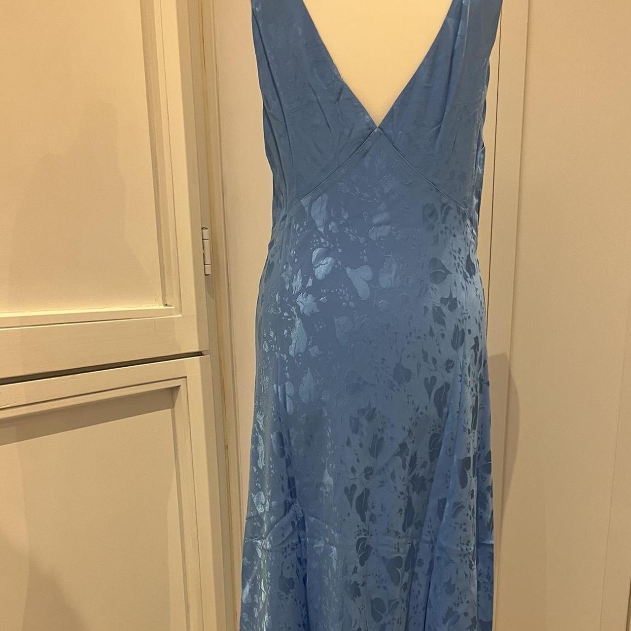 RIXO Sandrine slip-on V-neck dress with a... - Depop