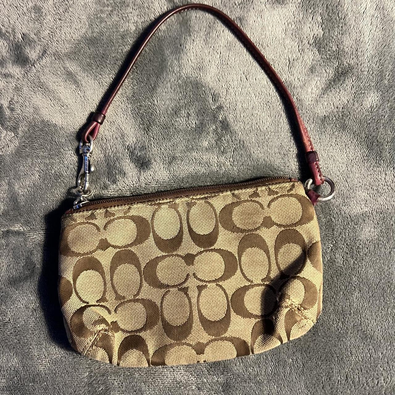 Super cute coach bag/wallet Bag is over all in good... - Depop